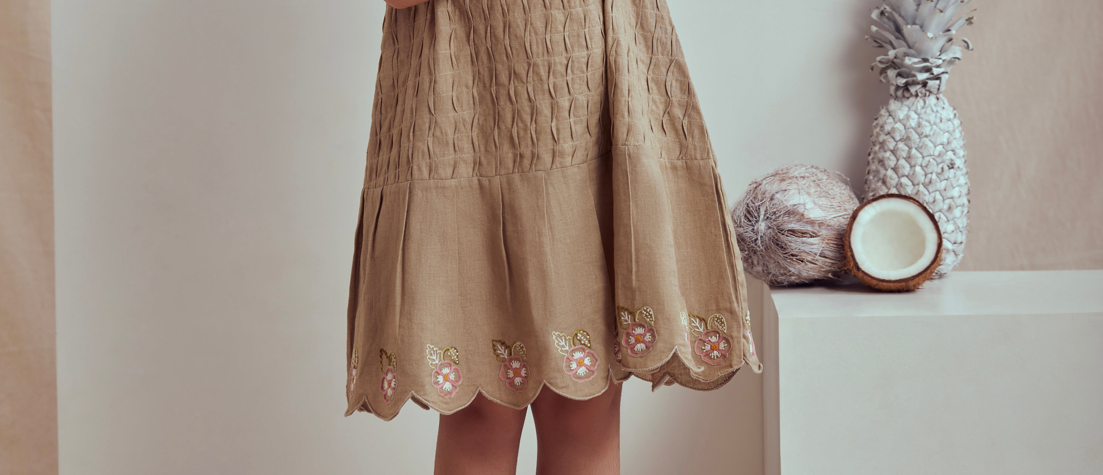 Girls dresses – The right cut store